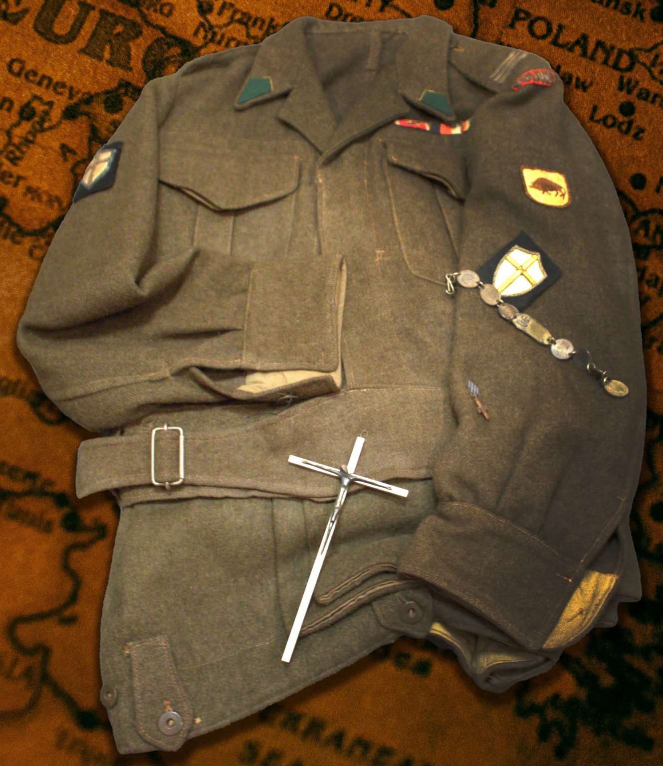 Uniform Worn by a Soldier in the Polish II Corps | The Polish Center of ...